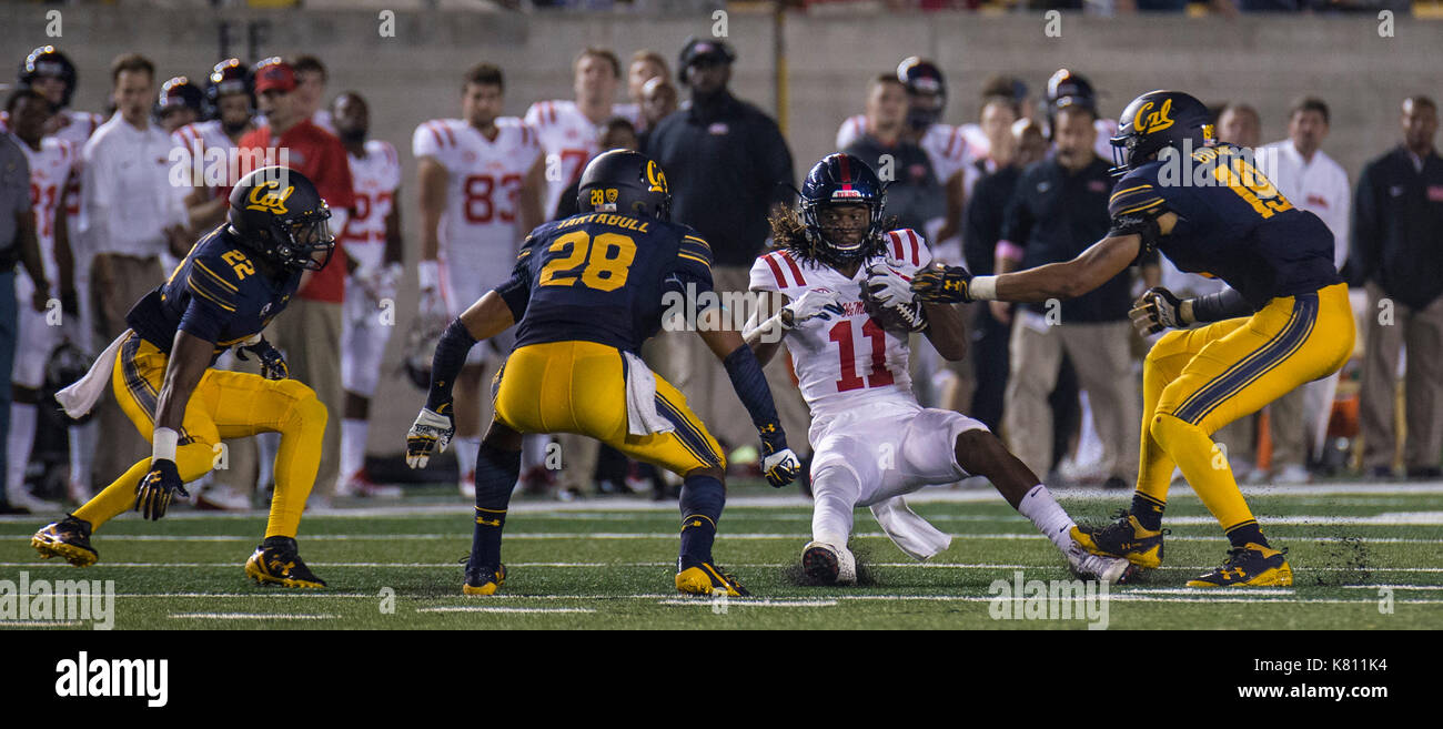 California Memorial Stadium. 16th Sep, 2017. U.S.A. Rebels wide ...