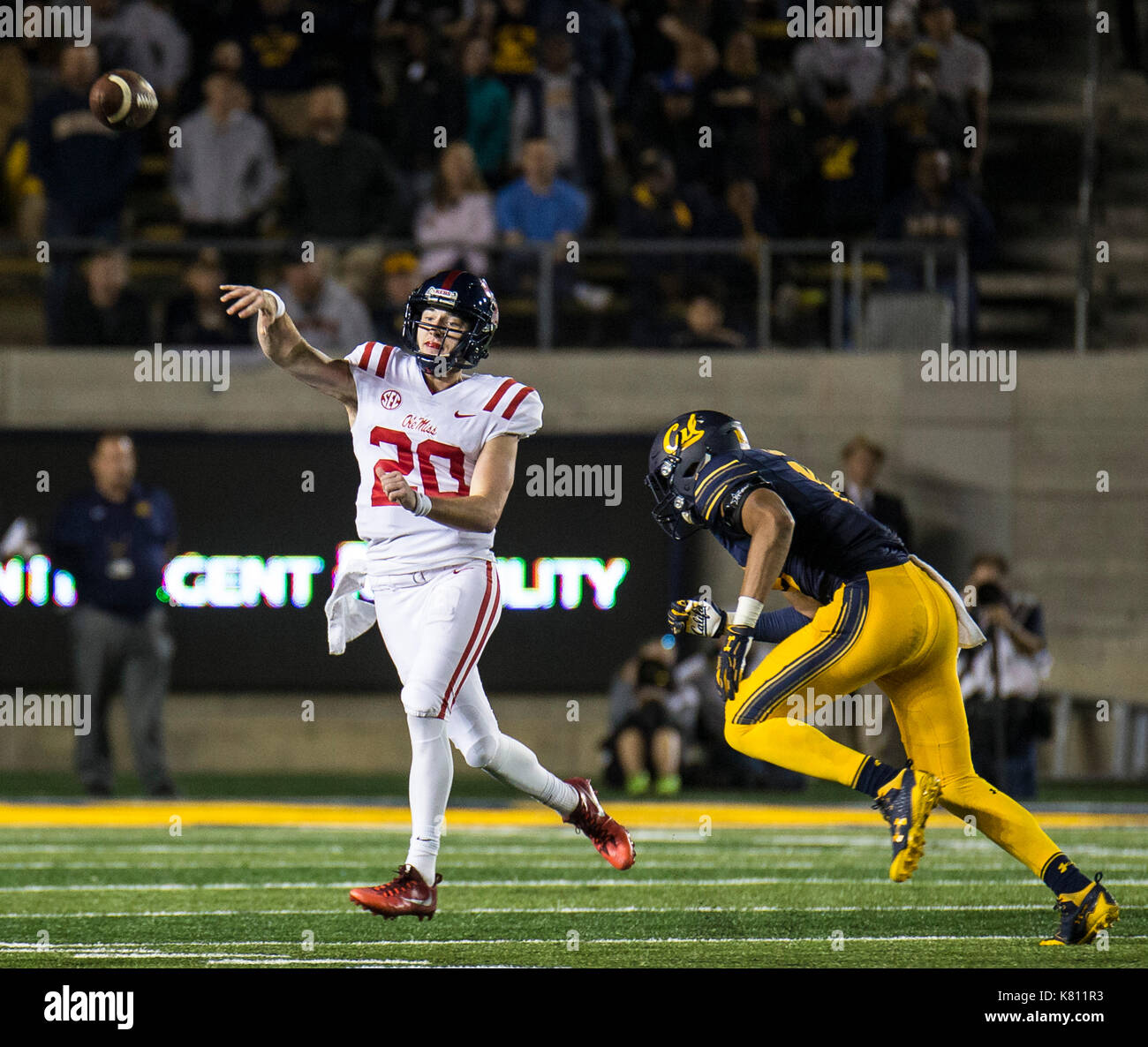 California Memorial Stadium. 16th Sep, 2017. U.S.A. Rebels quarterback ...