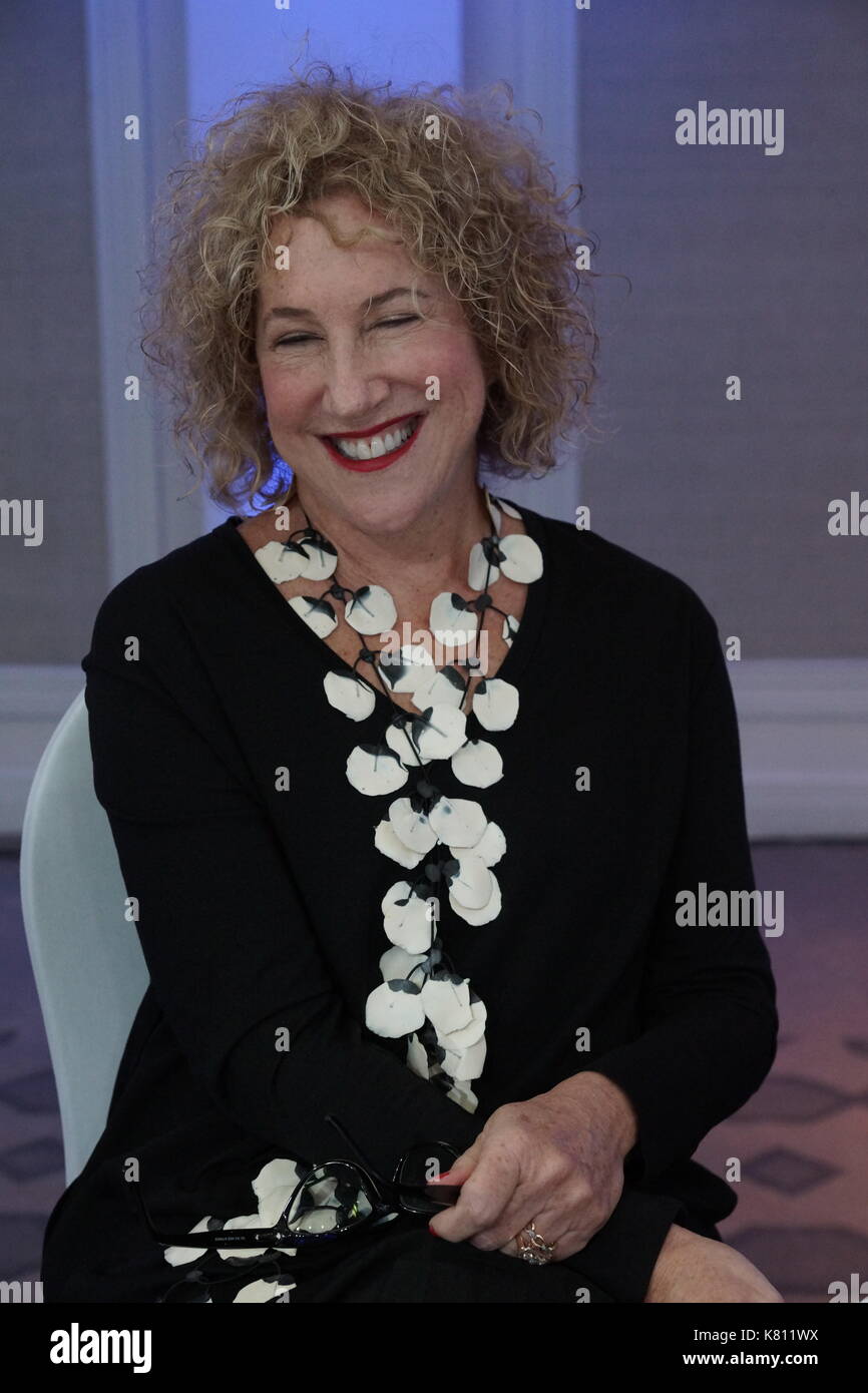 Shelly pick hi-res stock photography and images - Alamy