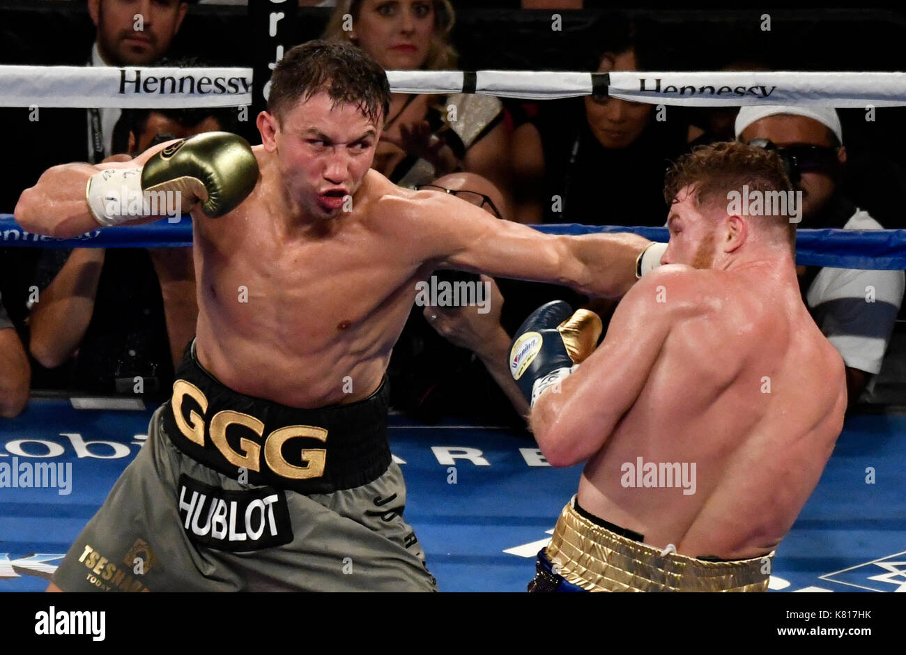 Las Vegas, NV, USA. 16th Sep, 2017. (In gray trunks) GGG goes 12 rounds ...