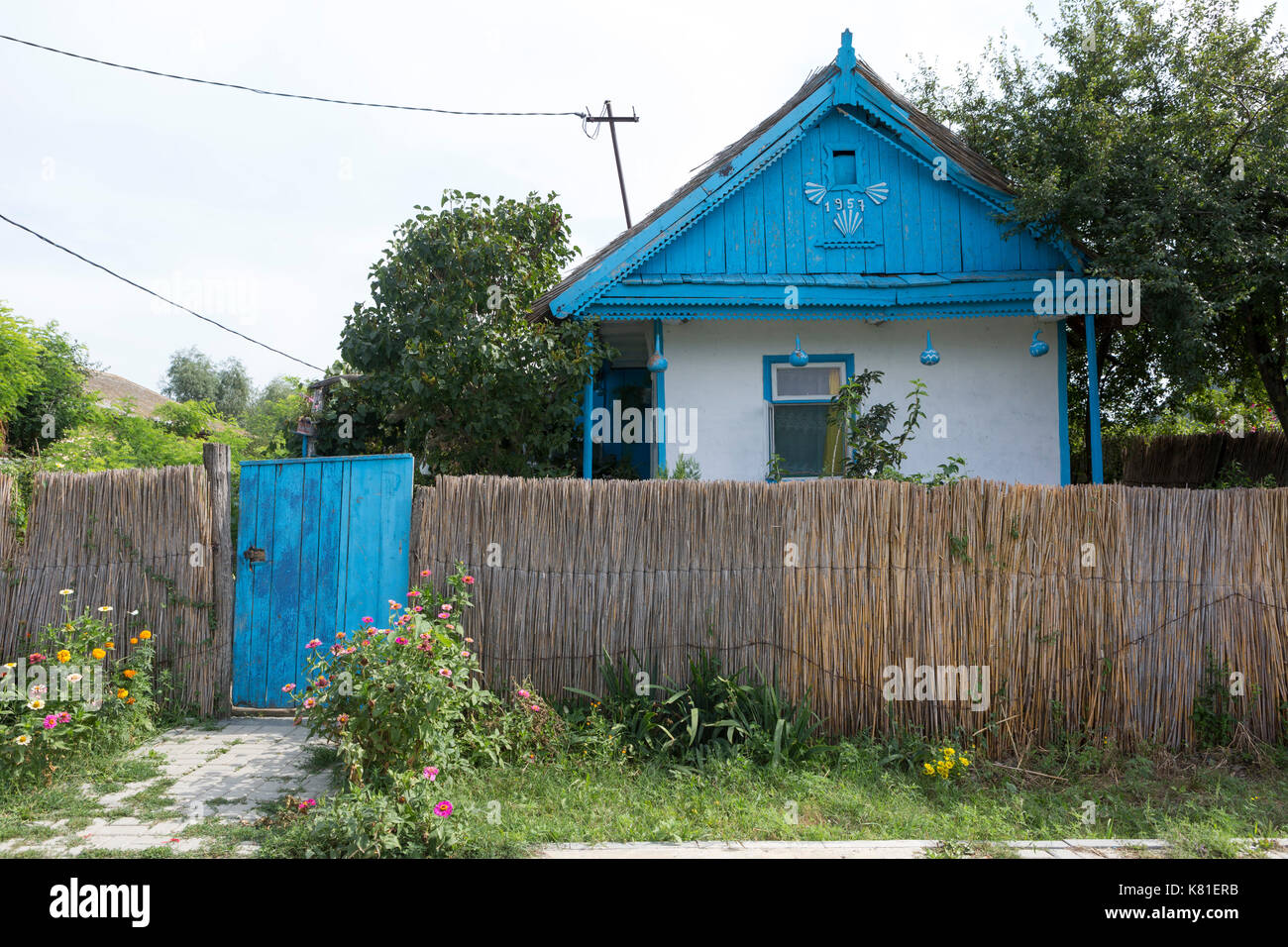 Home in village in delta hi-res stock photography and images - Alamy