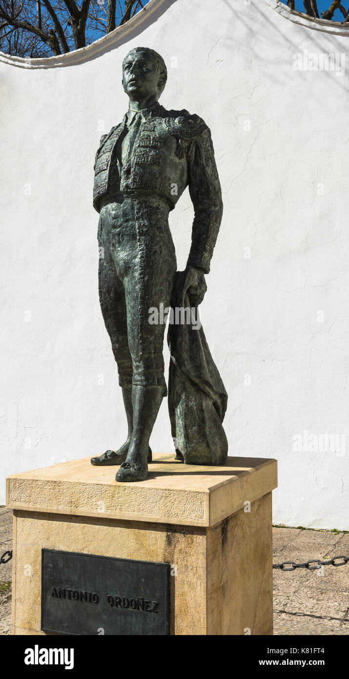 Bullfighter statue hi-res stock photography and images - Alamy
