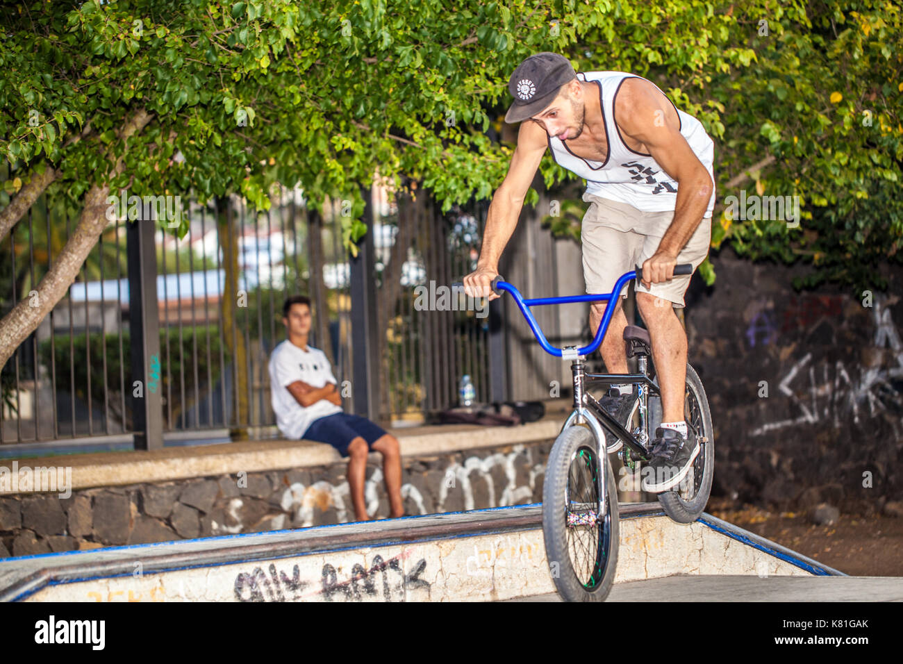 Bmx rider blur hi-res stock photography and images - Alamy