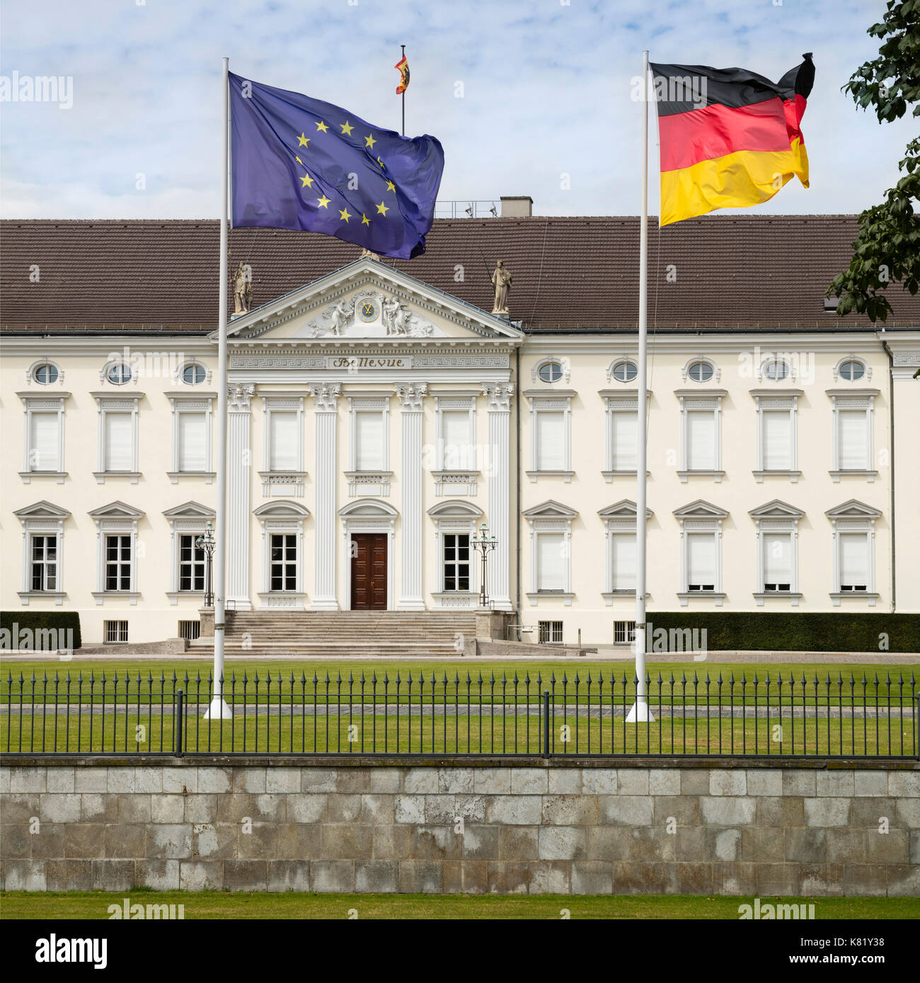 Old bellevue hi-res stock photography and images - Alamy