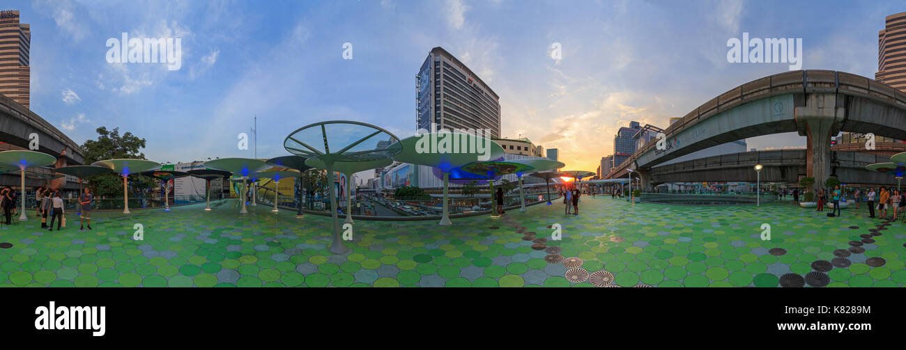 Shopping center walkway design hi-res stock photography and images - Alamy