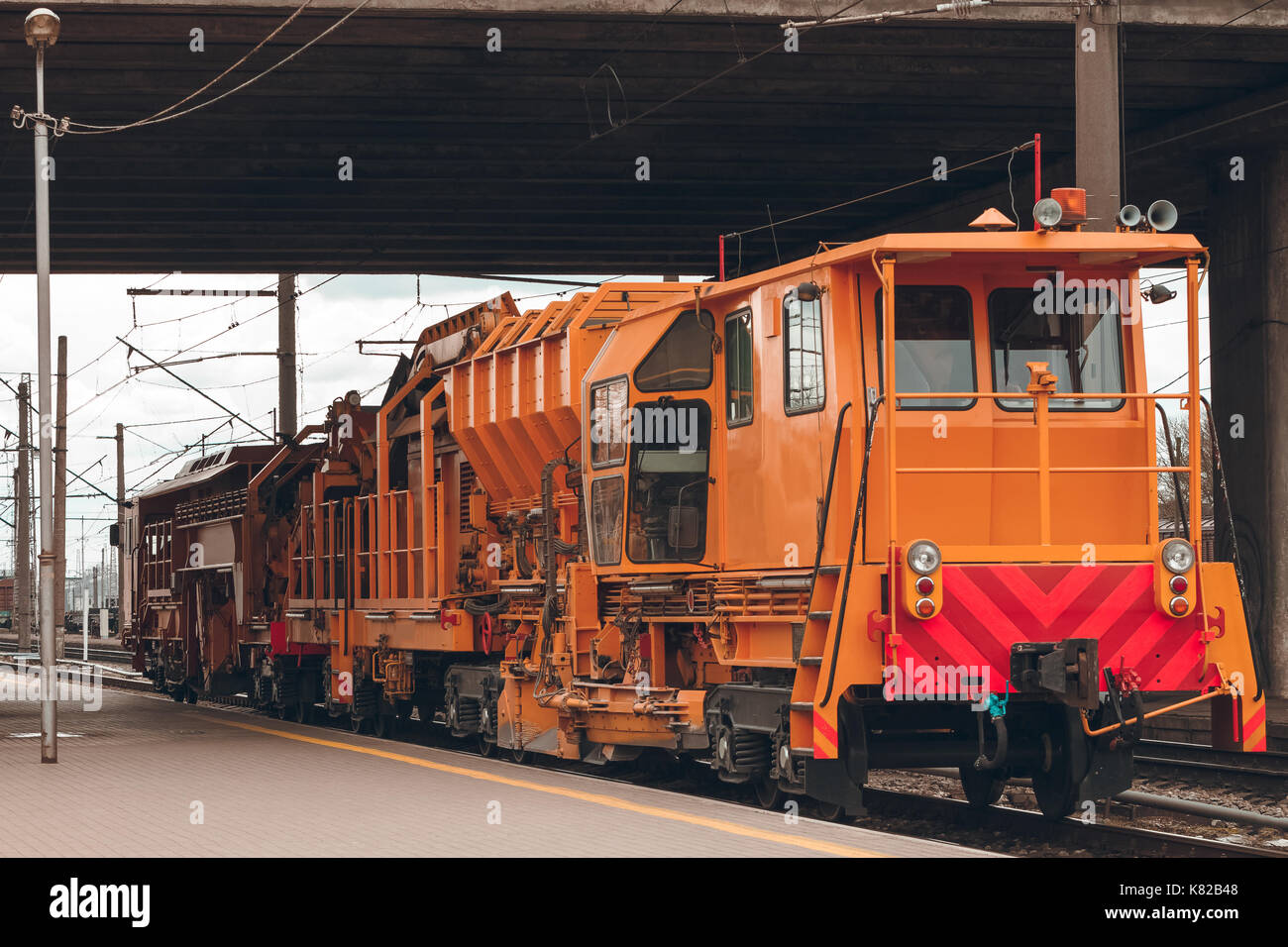 Ballast distributing and profiling machine hi-res stock photography and ...