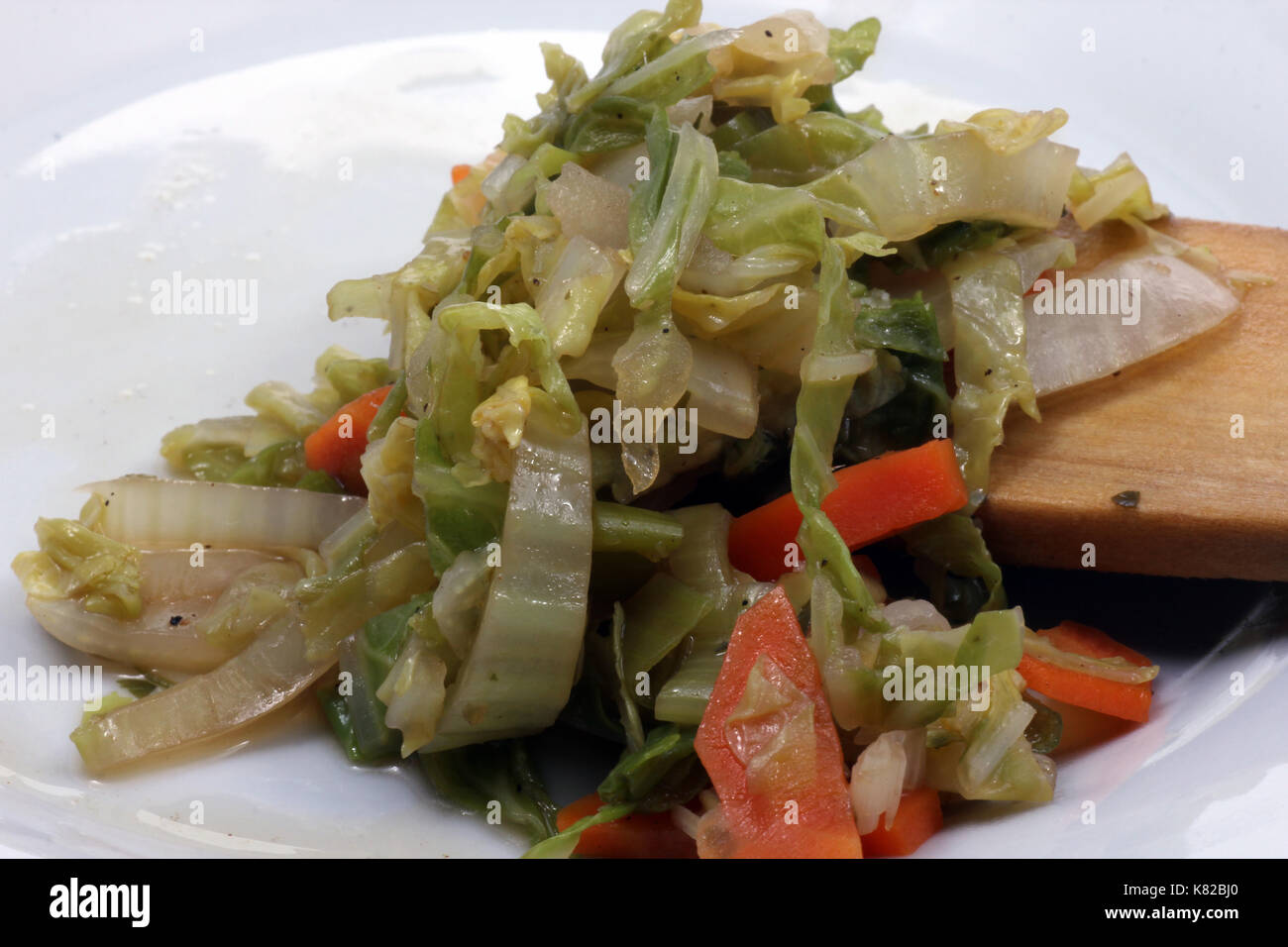 frisch geschnittener und gewaschener salat,, freshly cut and washed ...