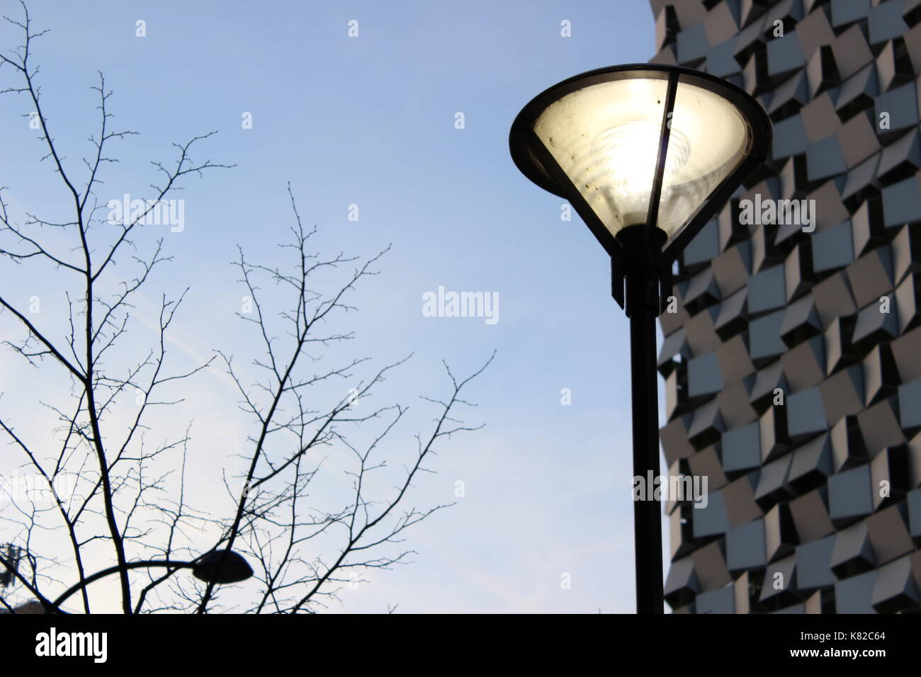 Street light turning on Stock Photo - Alamy