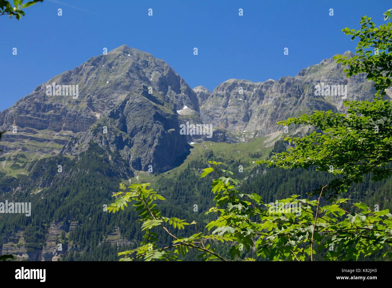 Awesome view italian mountain hi-res stock photography and images - Alamy
