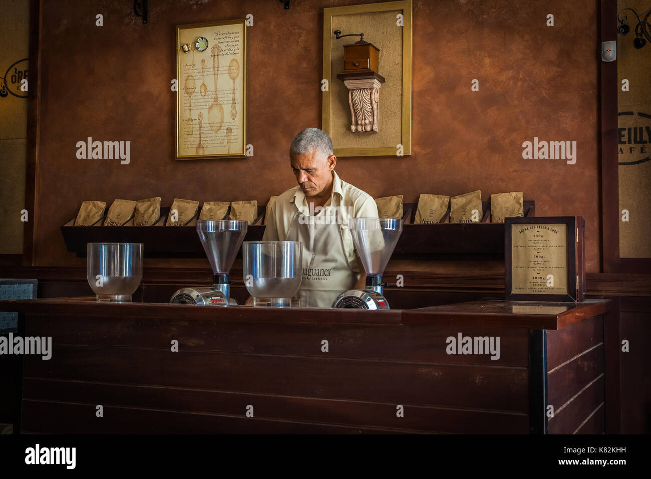 Old cuban coffee shop hi-res stock photography and images - Alamy
