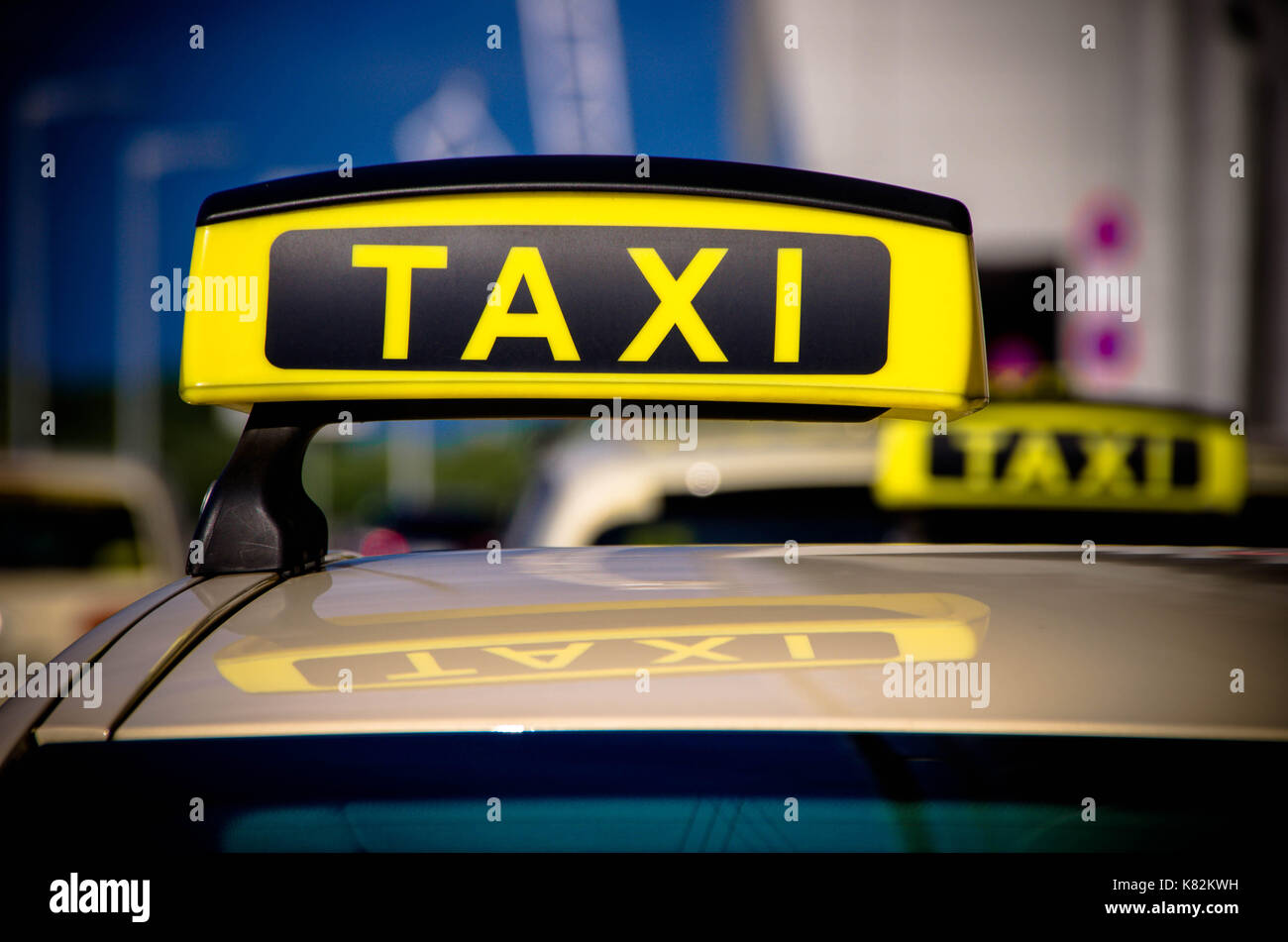 Waiting for a ride hi-res stock photography and images - Alamy