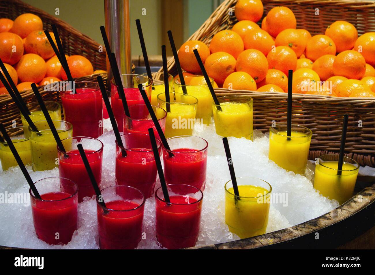 Fresh fruit cups display hi-res stock photography and images - Alamy