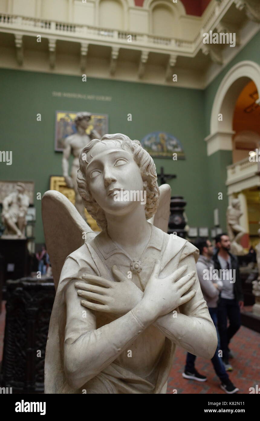 Angel statue at Victoria & Albert Museum in London, UK Stock Photo - Alamy