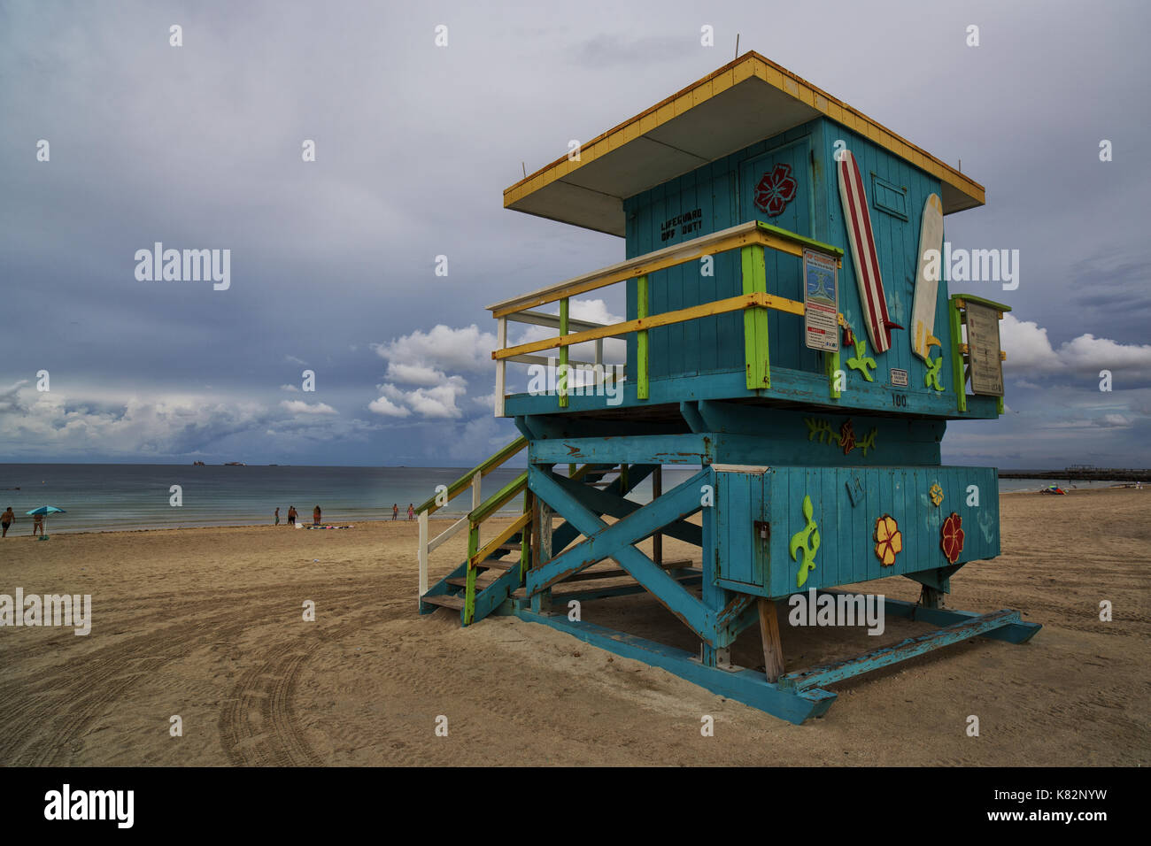 Lifeguard stand beach miami florida hi-res stock photography and images ...