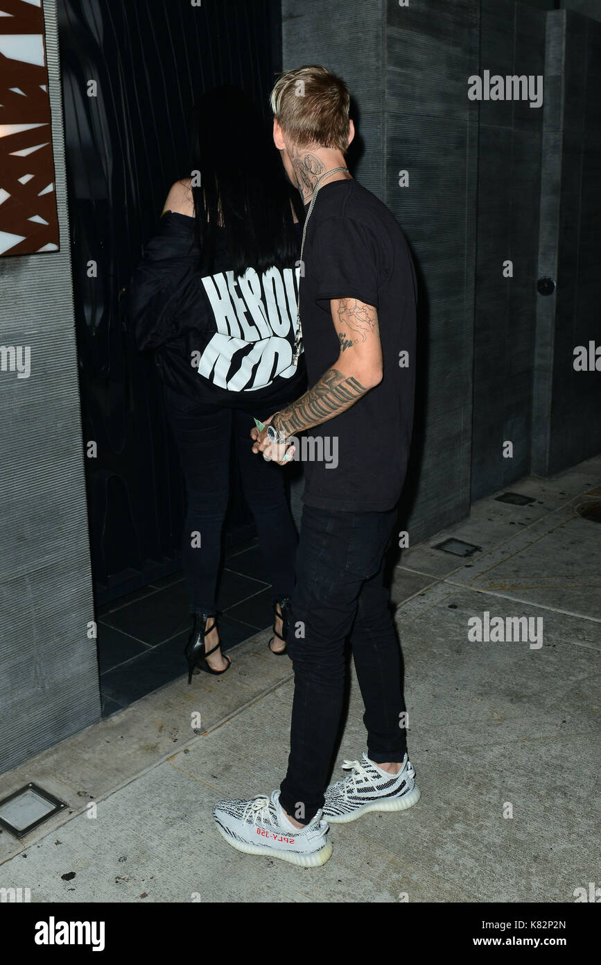 Aaron Carter Out For Dinner At Nobu With New Girlfriend Porcelain Black ...
