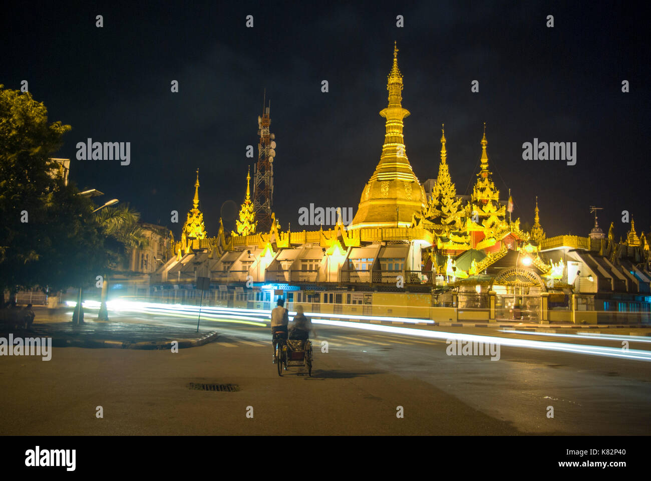 Yangon at night Stock Photo - Alamy