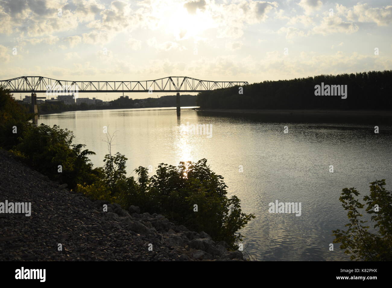 Shippingsport bridge hi-res stock photography and images - Alamy