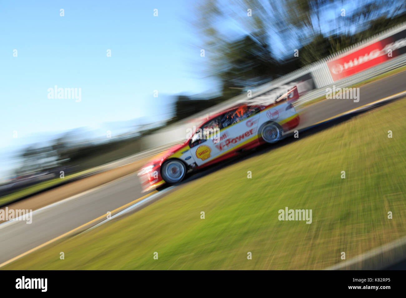 Shell v power hi-res stock photography and images - Alamy