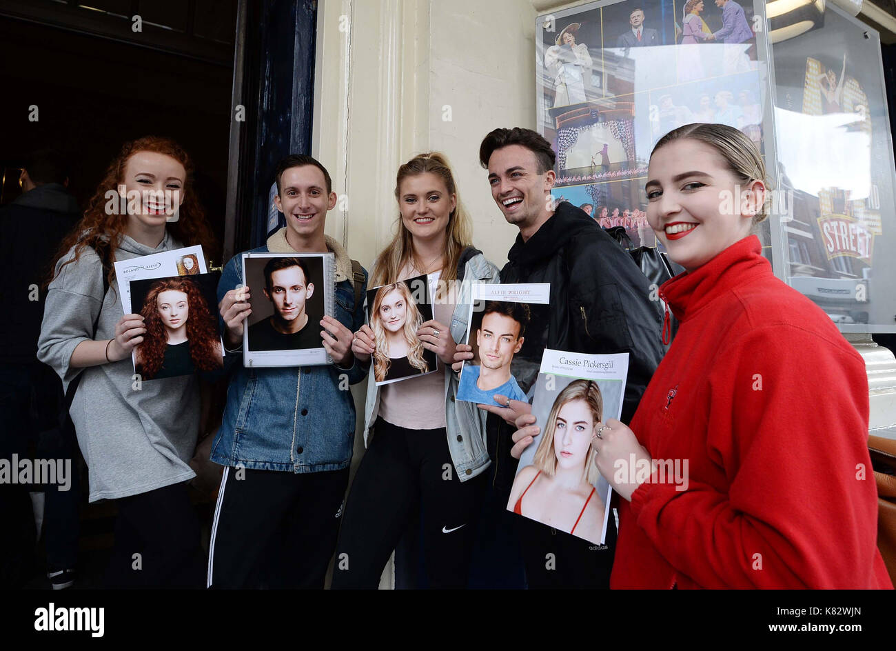 Queue outside theatre hi-res stock photography and images - Alamy