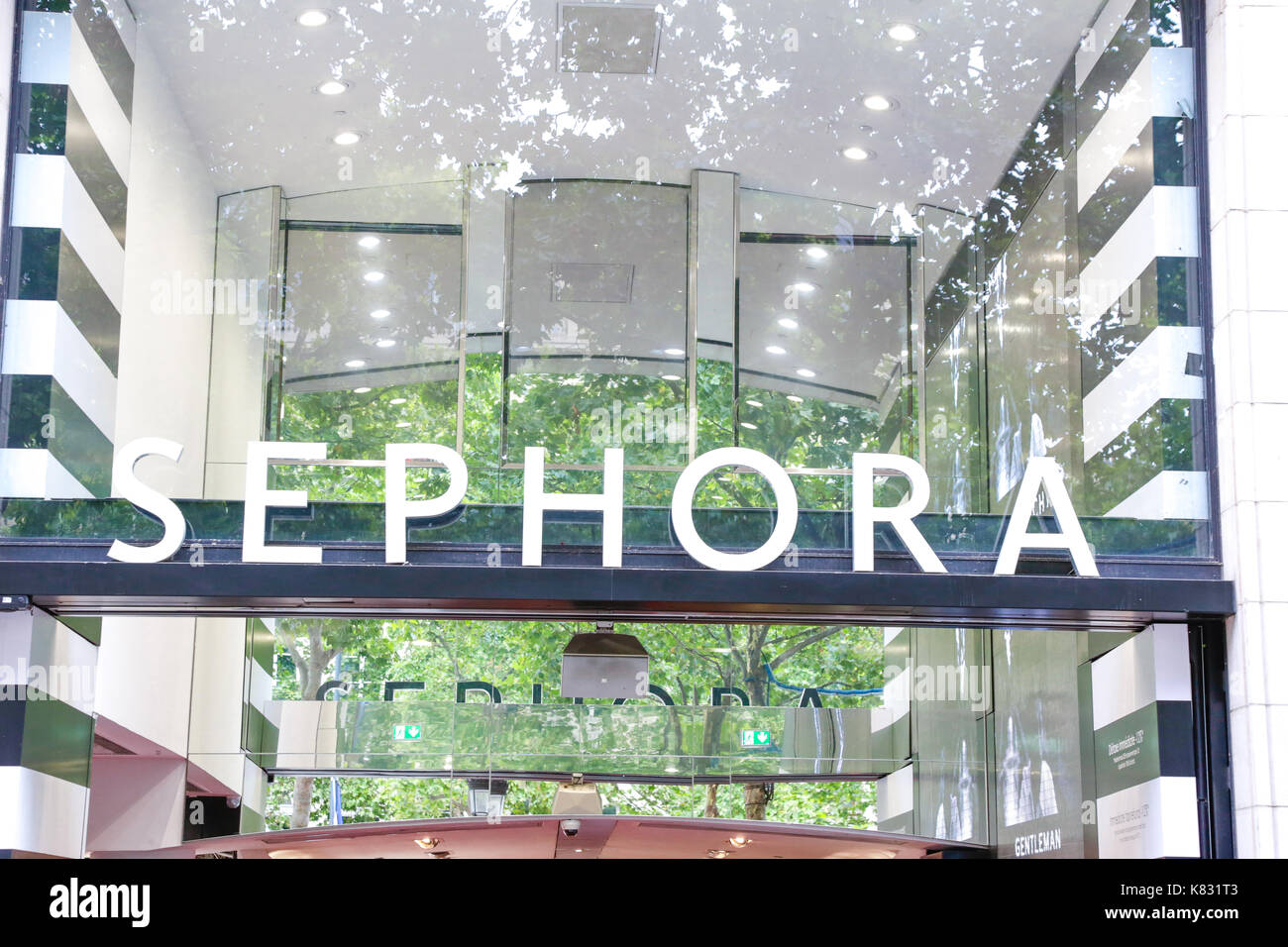 Paris, France: Sephora historical shopping window in the heart of Paris ...