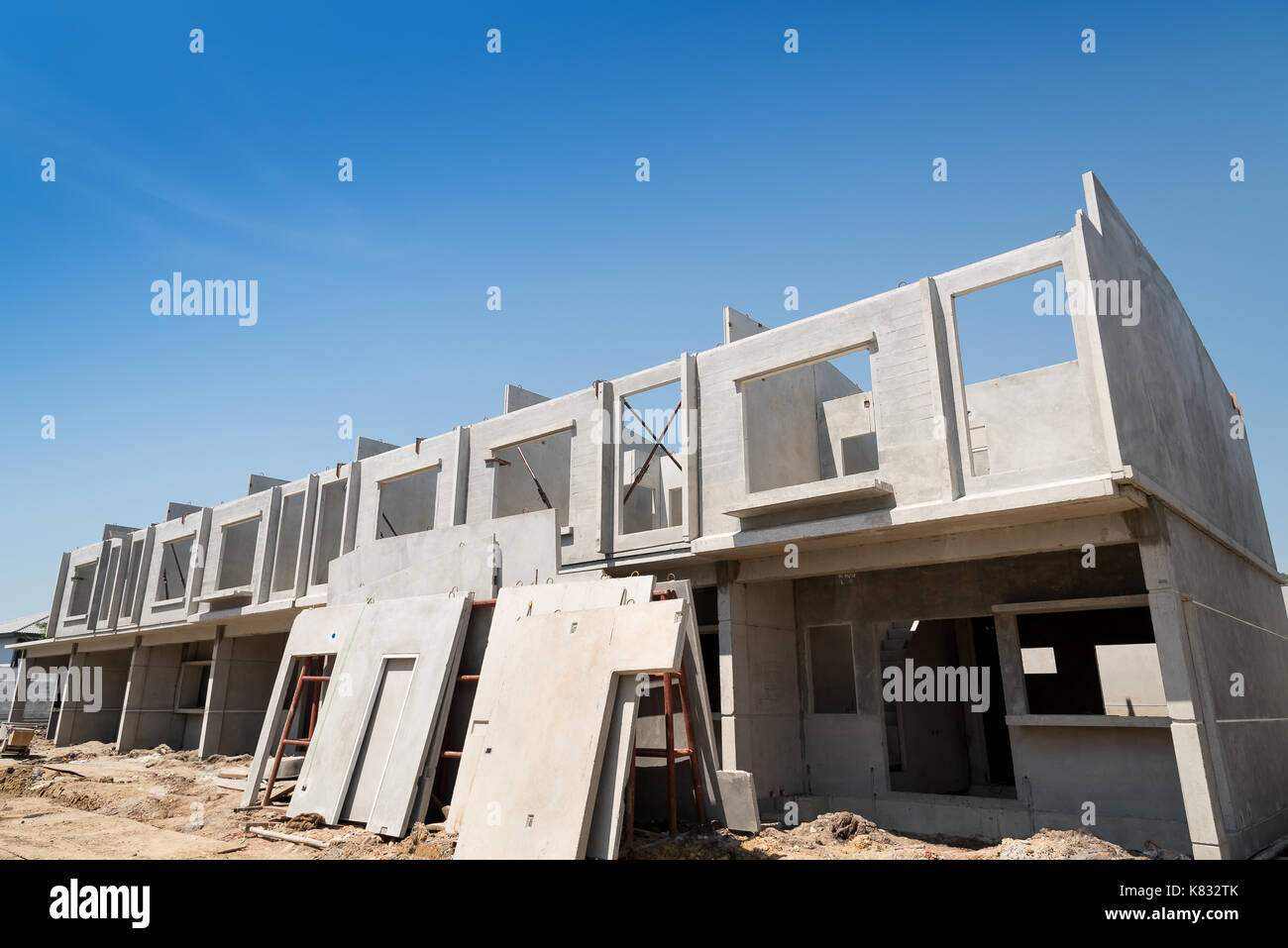 Cement prefabricated parts hi-res stock photography and images - Alamy