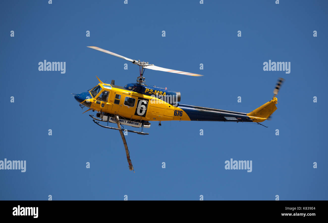 Uh 1 battle bushfire hi-res stock photography and images - Alamy