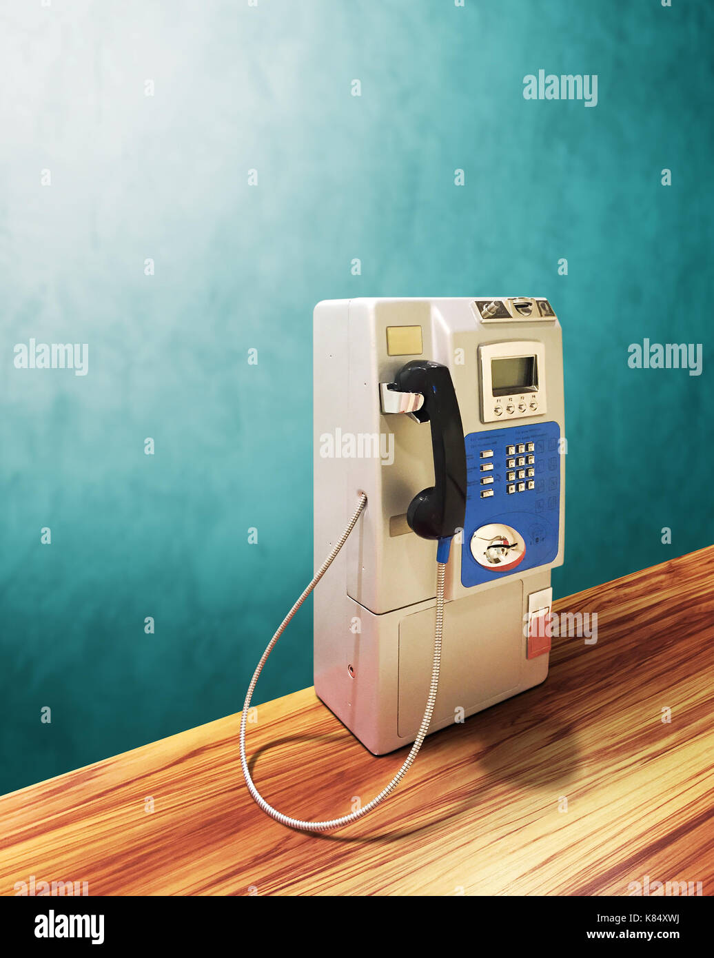 Vintage public telephone hi-res stock photography and images - Alamy