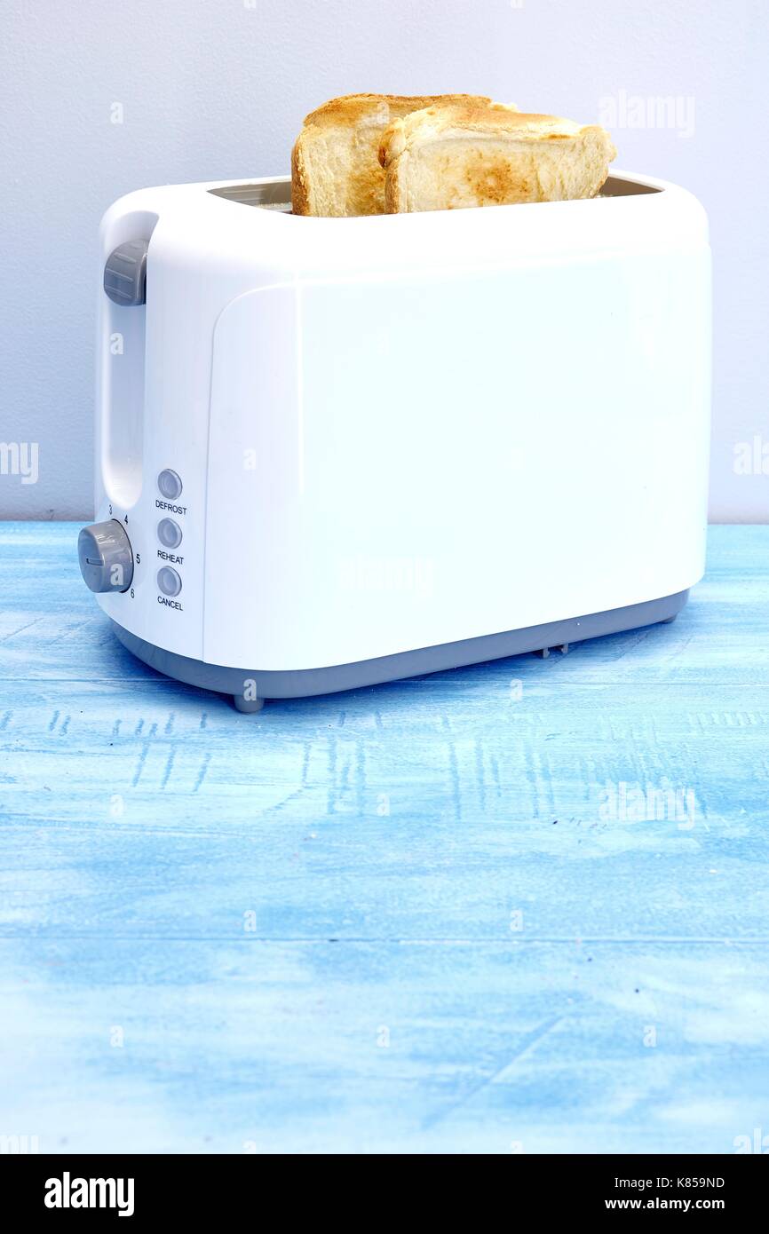A studio photo of a white toaster Stock Photo - Alamy