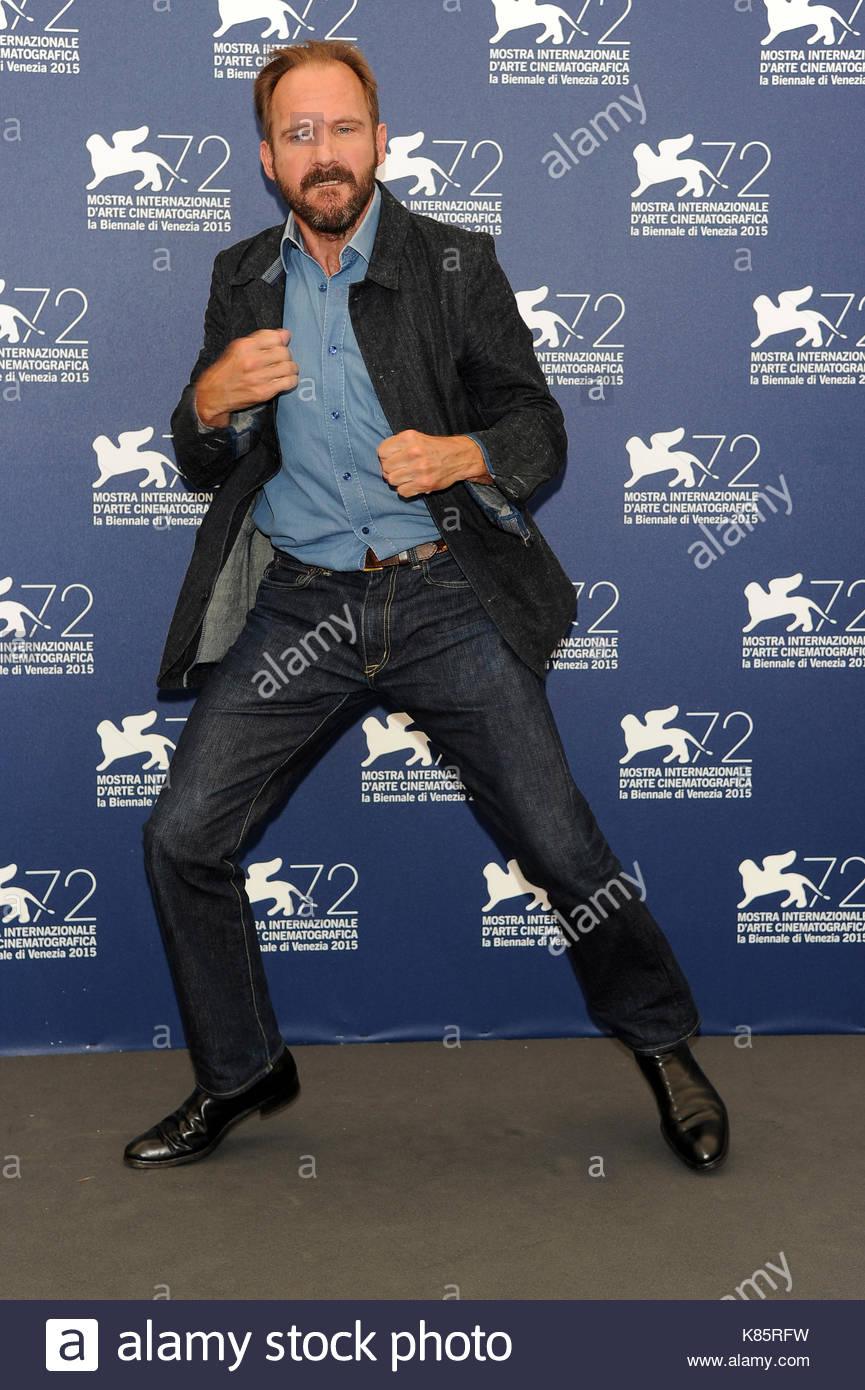 Actor Ralph Fiennes Stock Photos & Actor Ralph Fiennes Stock Images - Alamy