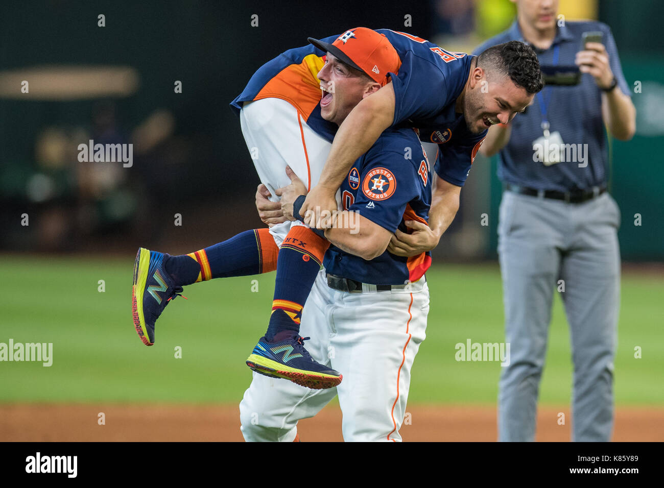 Alex bregman 2017 mariners hi-res stock photography and images - Alamy