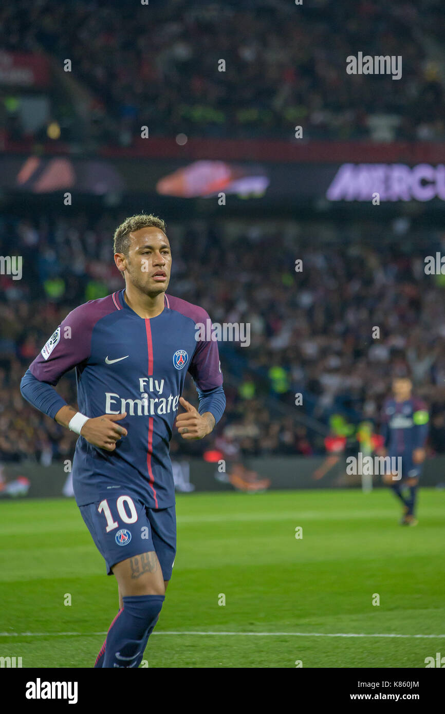 Neymar Jr. during the French Ligue 1 soccer match between Paris Saint ...