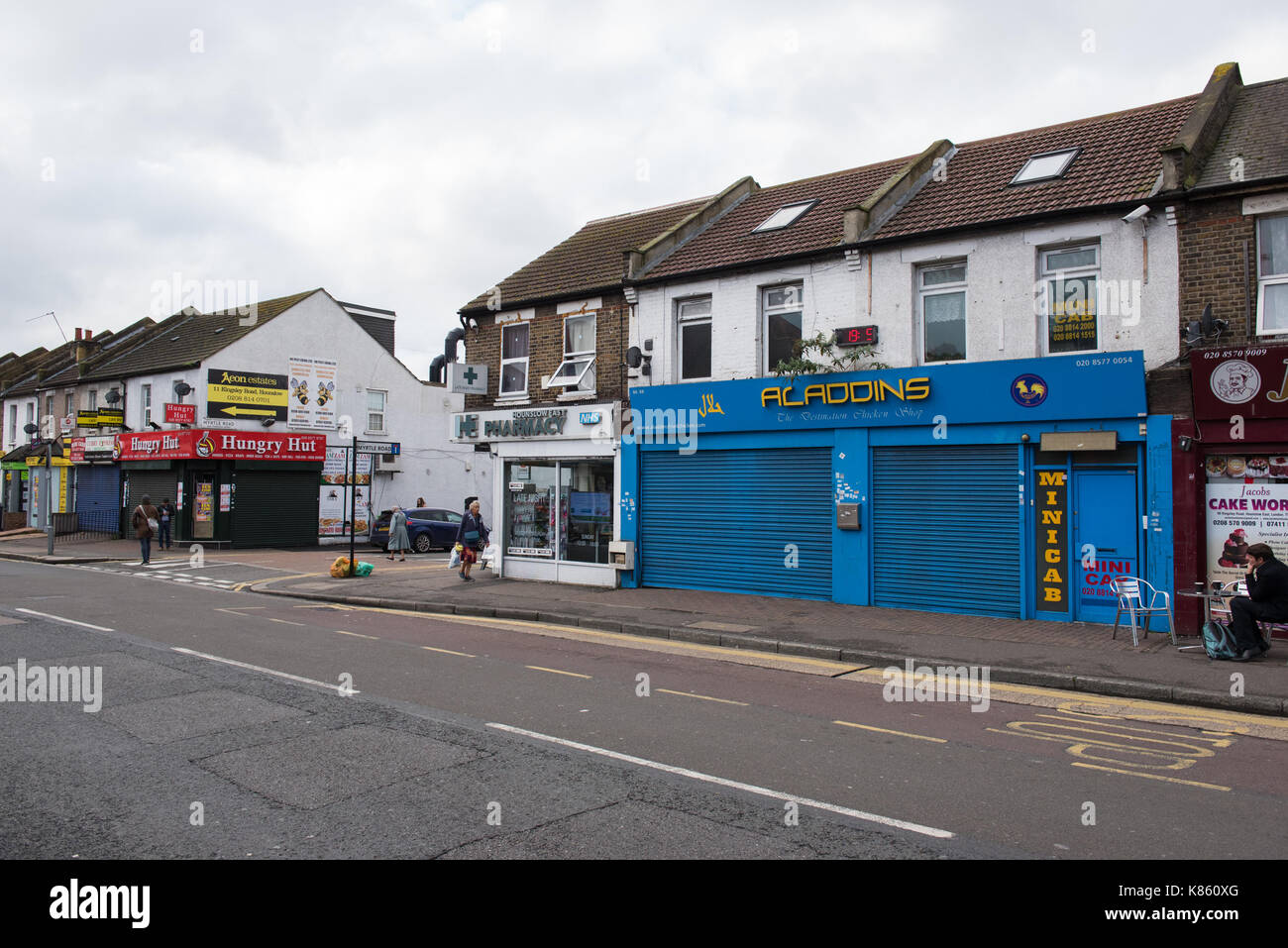 Hounslow shop hi-res stock photography and images - Alamy