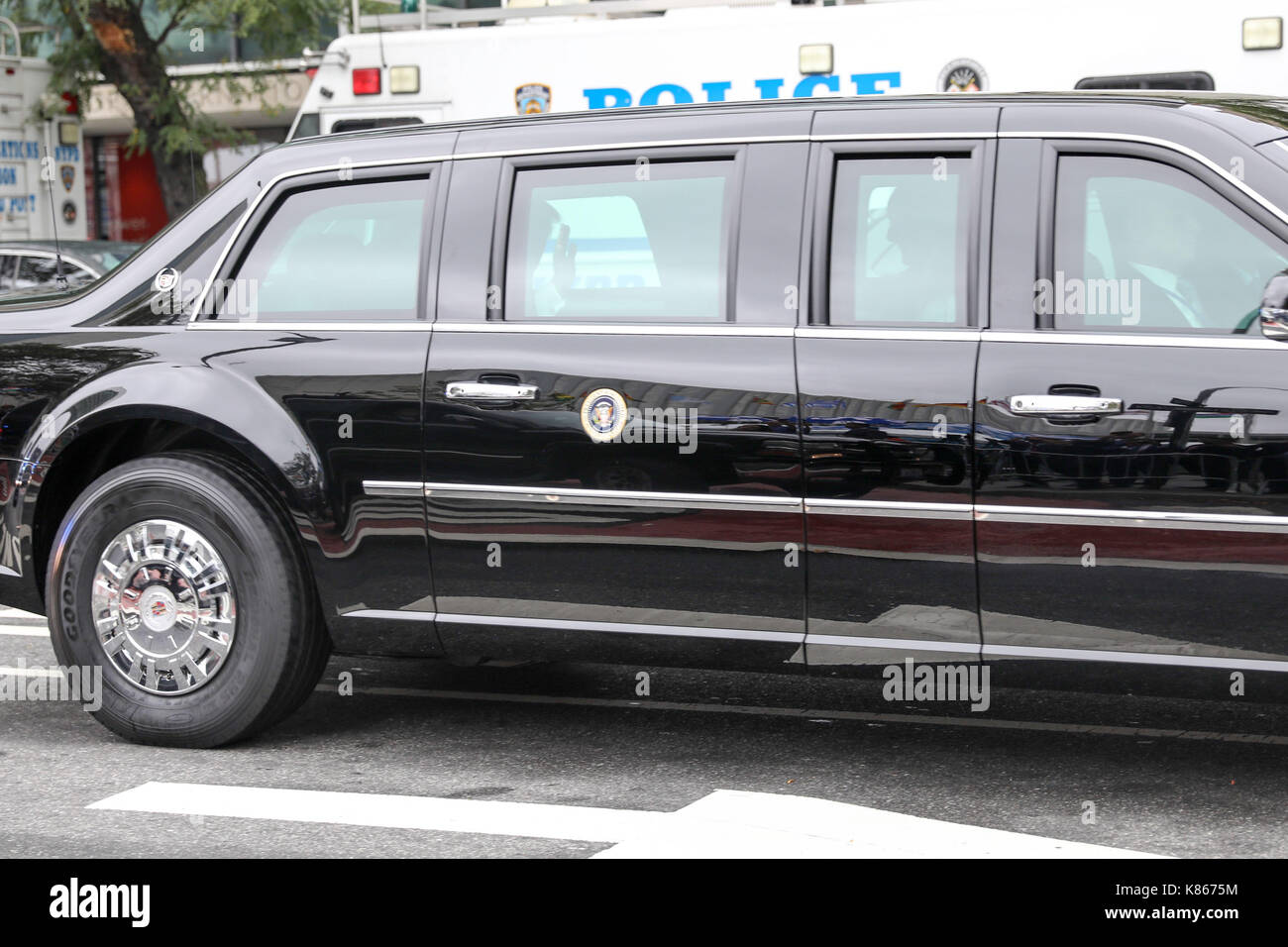 New York, United States. 18th Sep, 2017. Car carrying President Donald ...