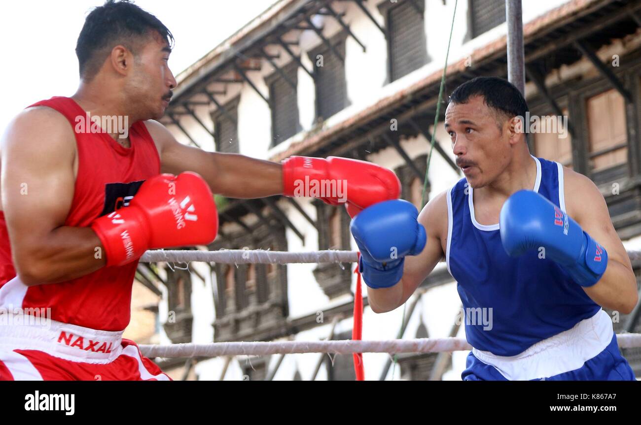 Army boxing hi-res stock photography and images - Alamy