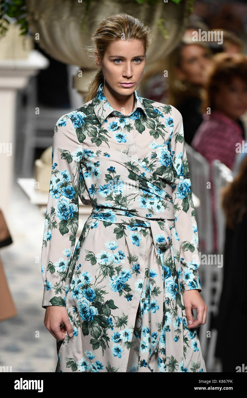 Madrid, Spain. 18th Sep, 2017. Model wears at collection runway a ...