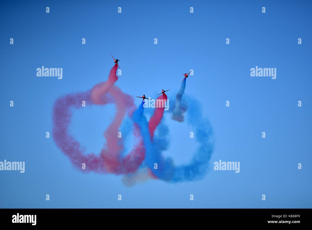 Different formations of Red Arrows during their appearance in Athens ...