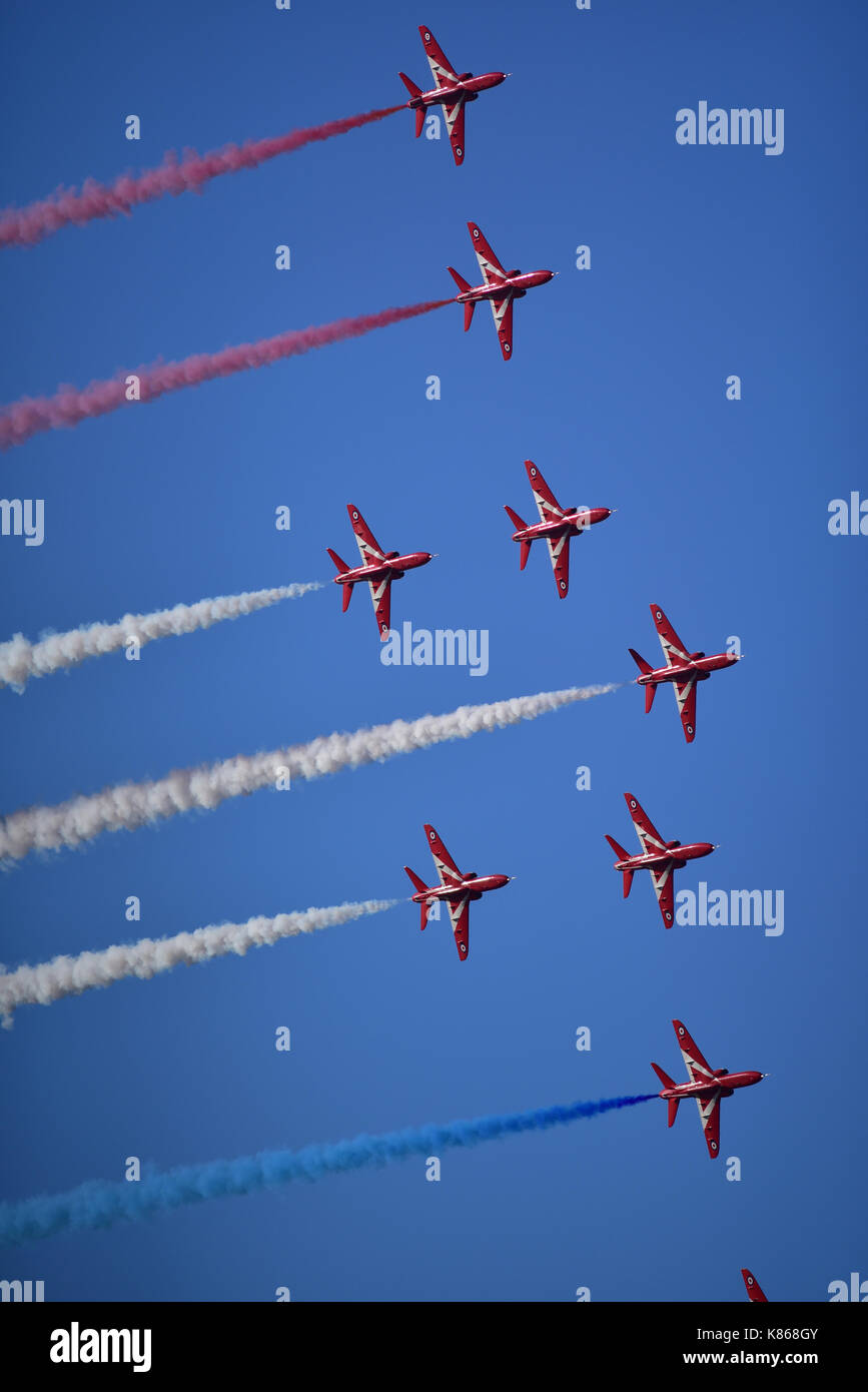 Different formations of Red Arrows during their appearance in Athens ...