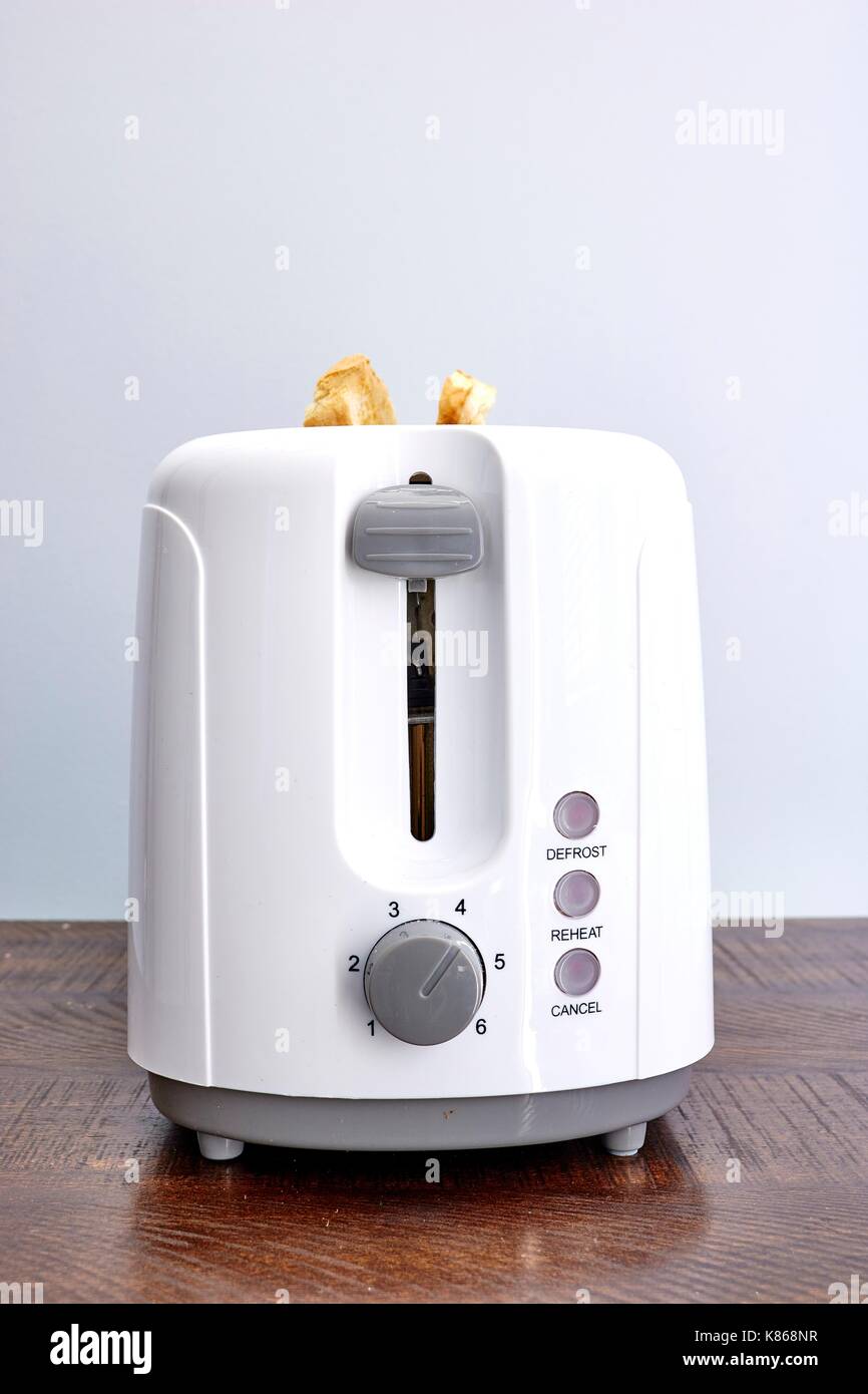 A studio photo of a white toaster Stock Photo - Alamy
