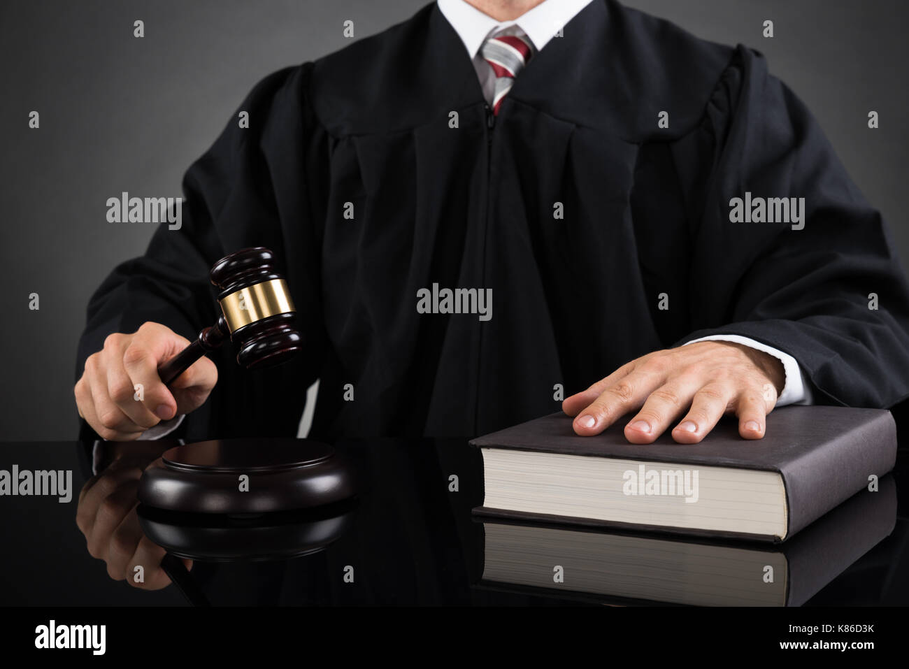 Judge gavel robe hi-res stock photography and images - Alamy