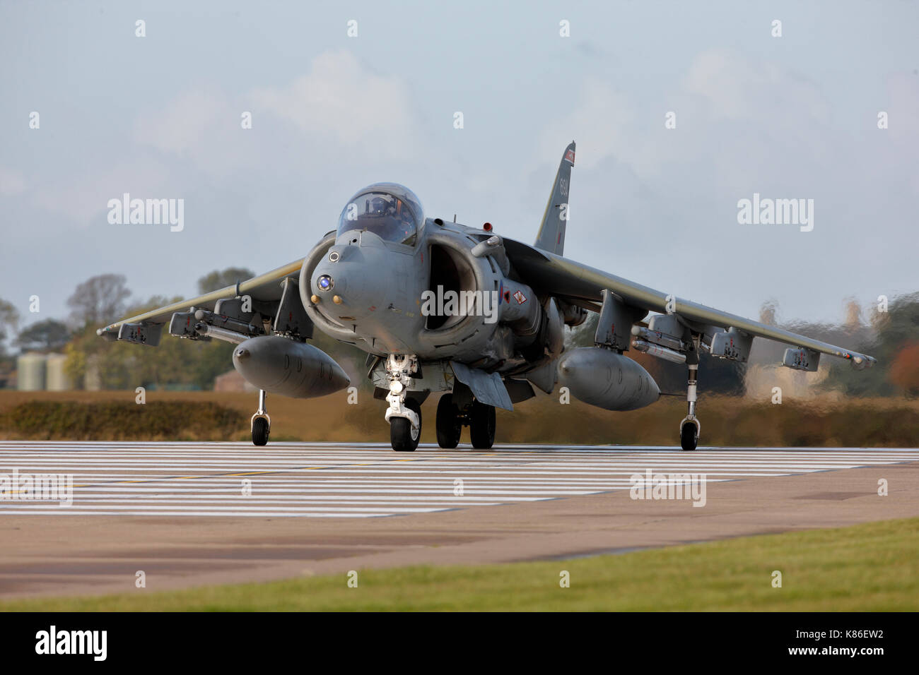 Harrier jump engine hi-res stock photography and images - Alamy