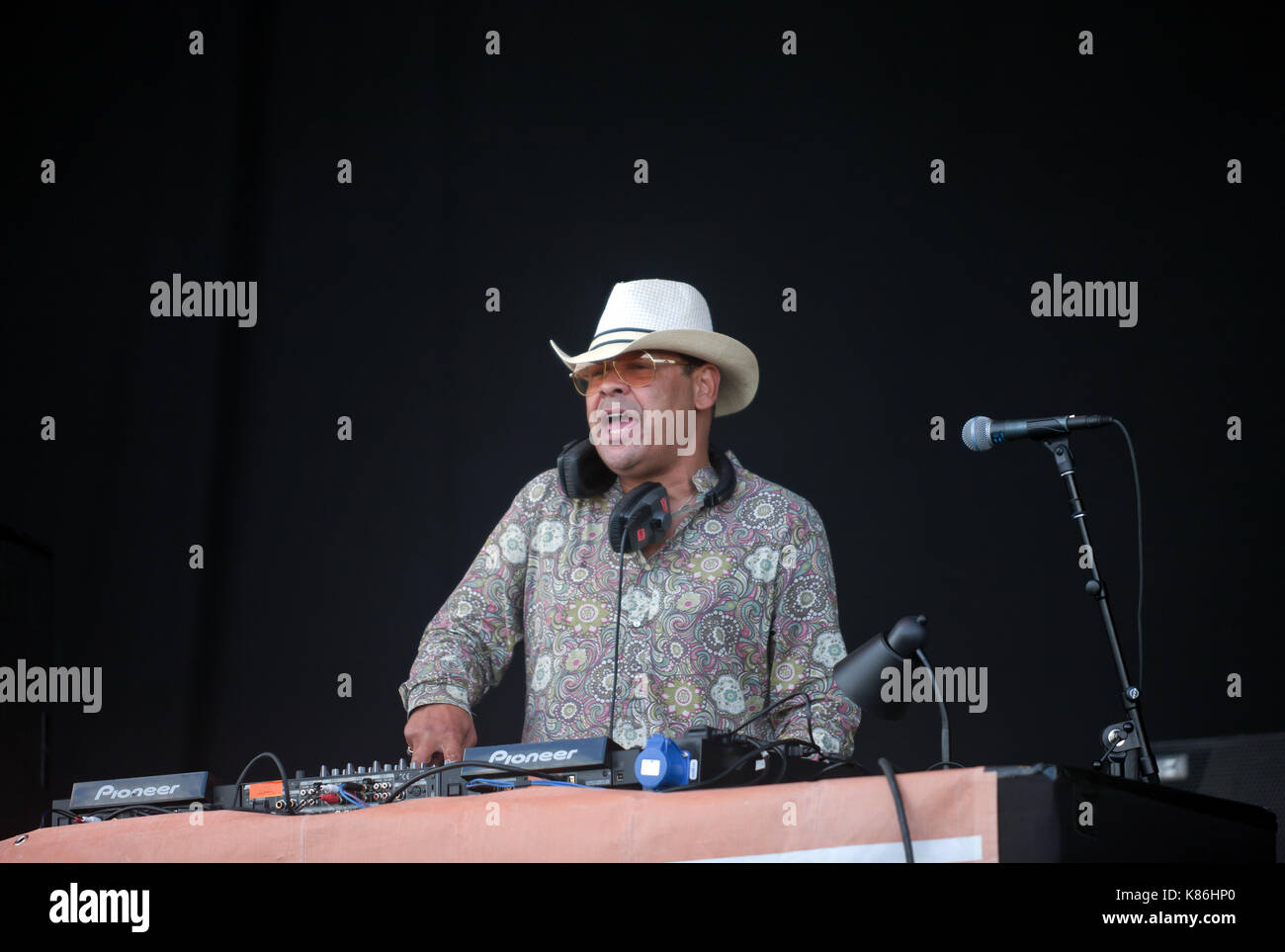 Craig charles hi-res stock photography and images - Alamy