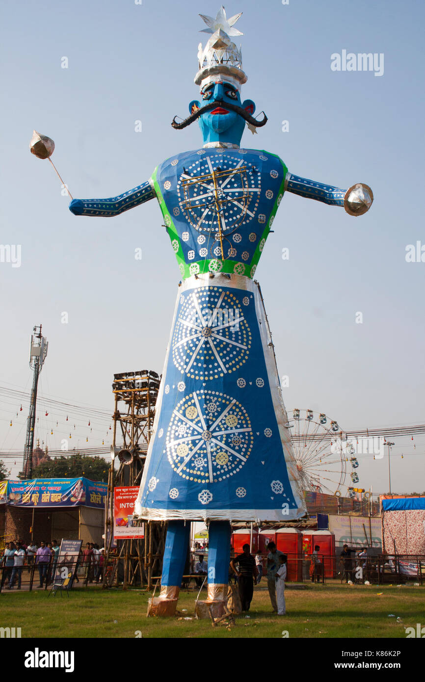 Statue of ravana hi-res stock photography and images - Alamy