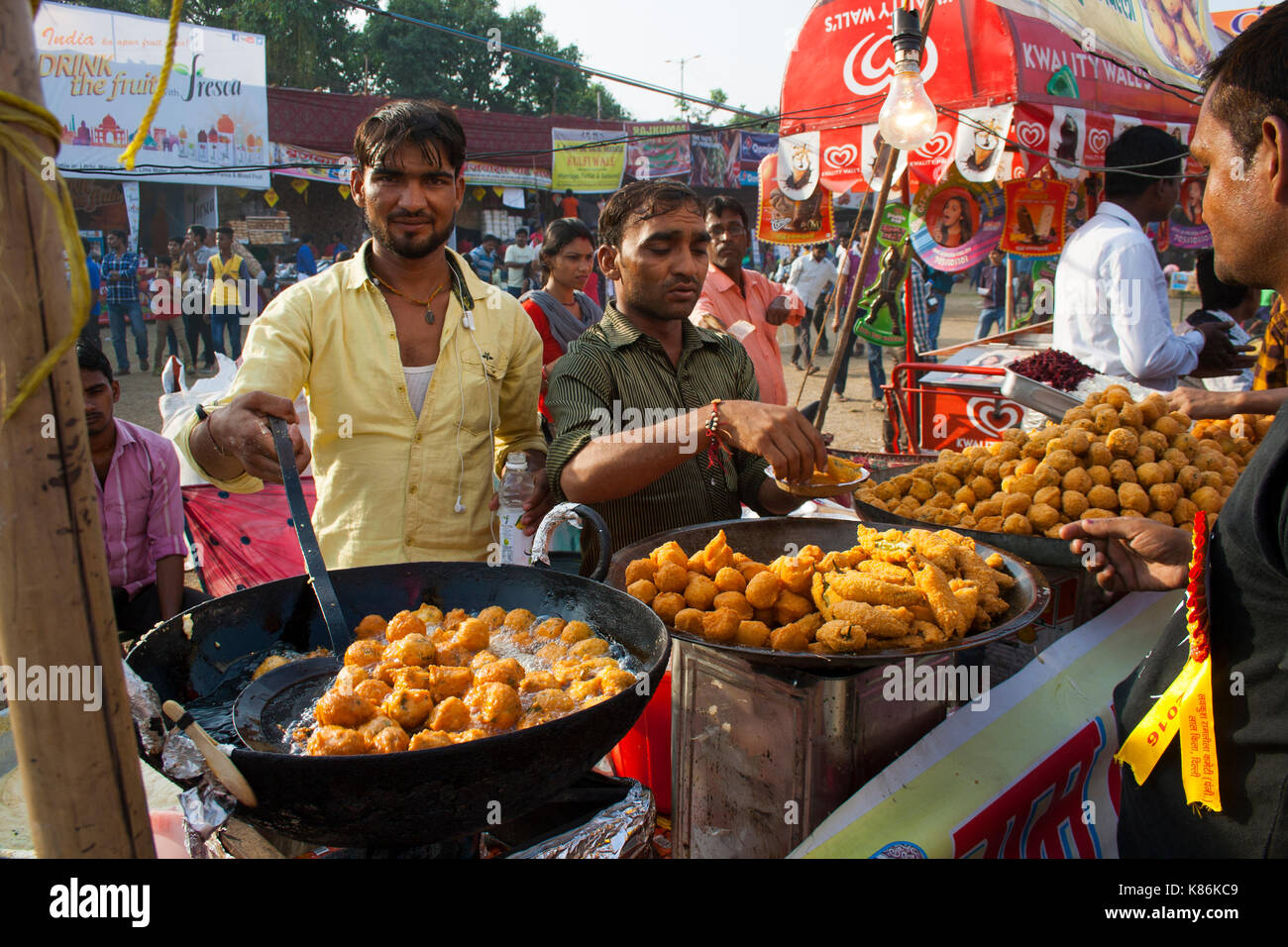 Street food festival delhi hi-res stock photography and images - Alamy