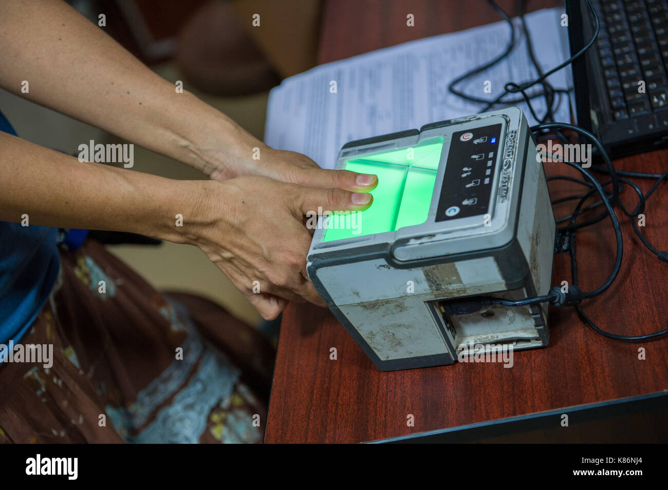 Aadhaar card hi-res stock photography and images - Alamy