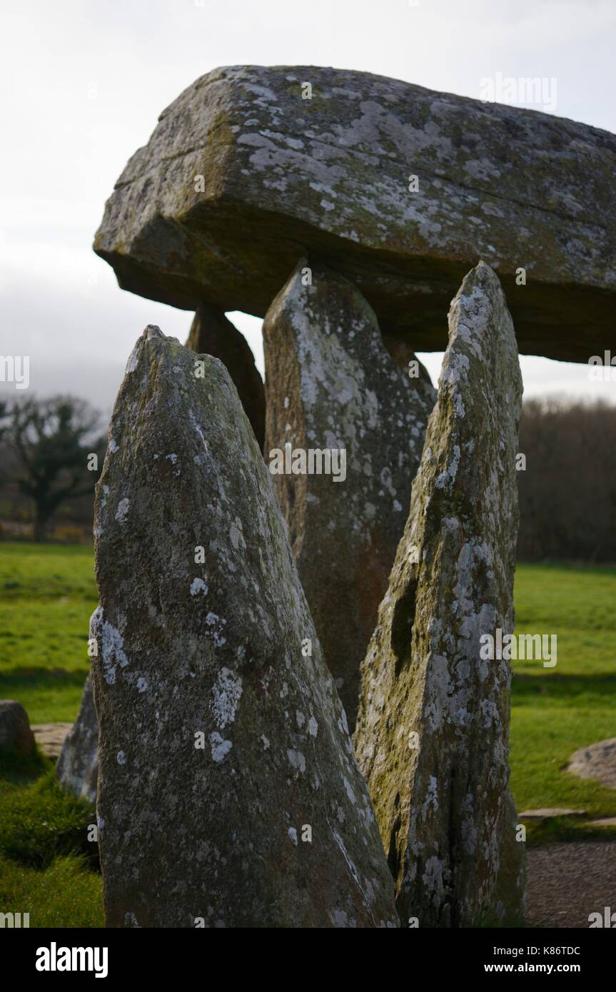 Neolithic chambered tomb portal dolmen hi-res stock photography and ...