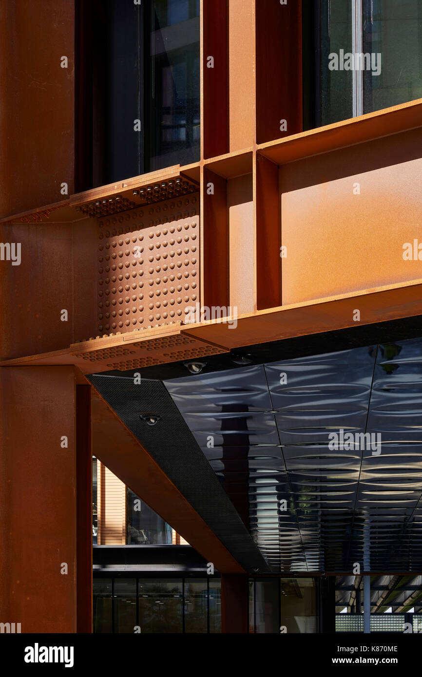 Rivets girder hi-res stock photography and images - Alamy