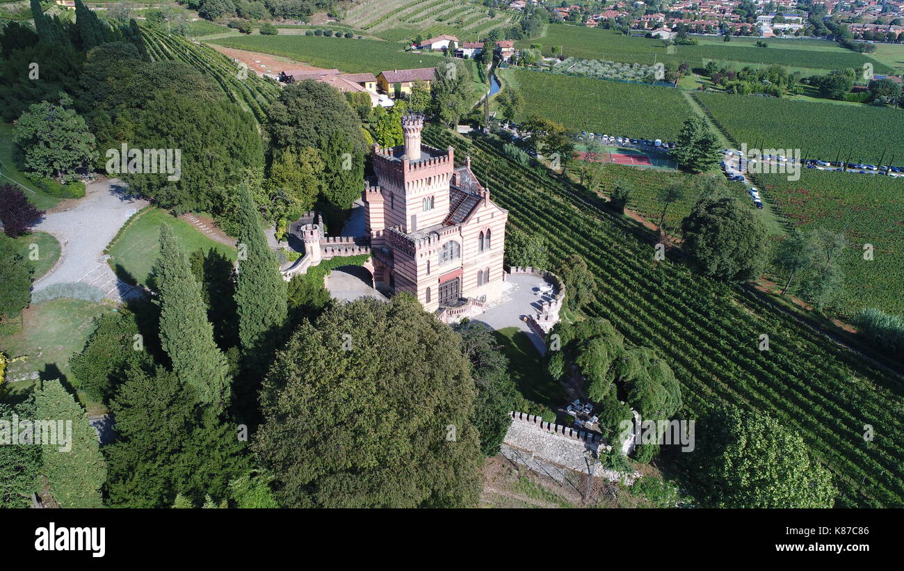 Bonomi castle hi-res stock photography and images - Alamy