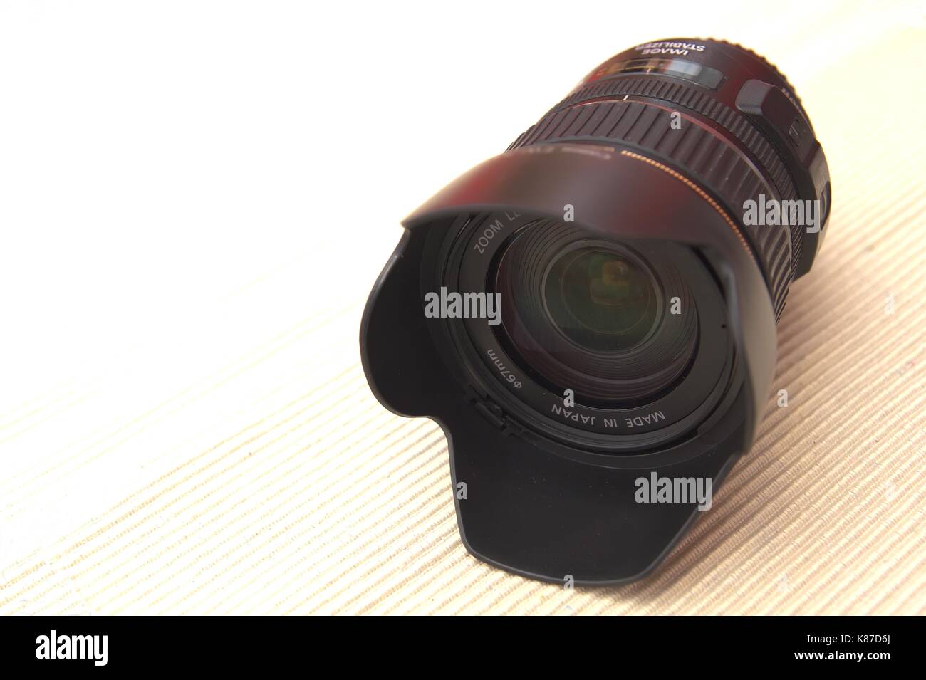 DSLR camera lens Stock Photo - Alamy