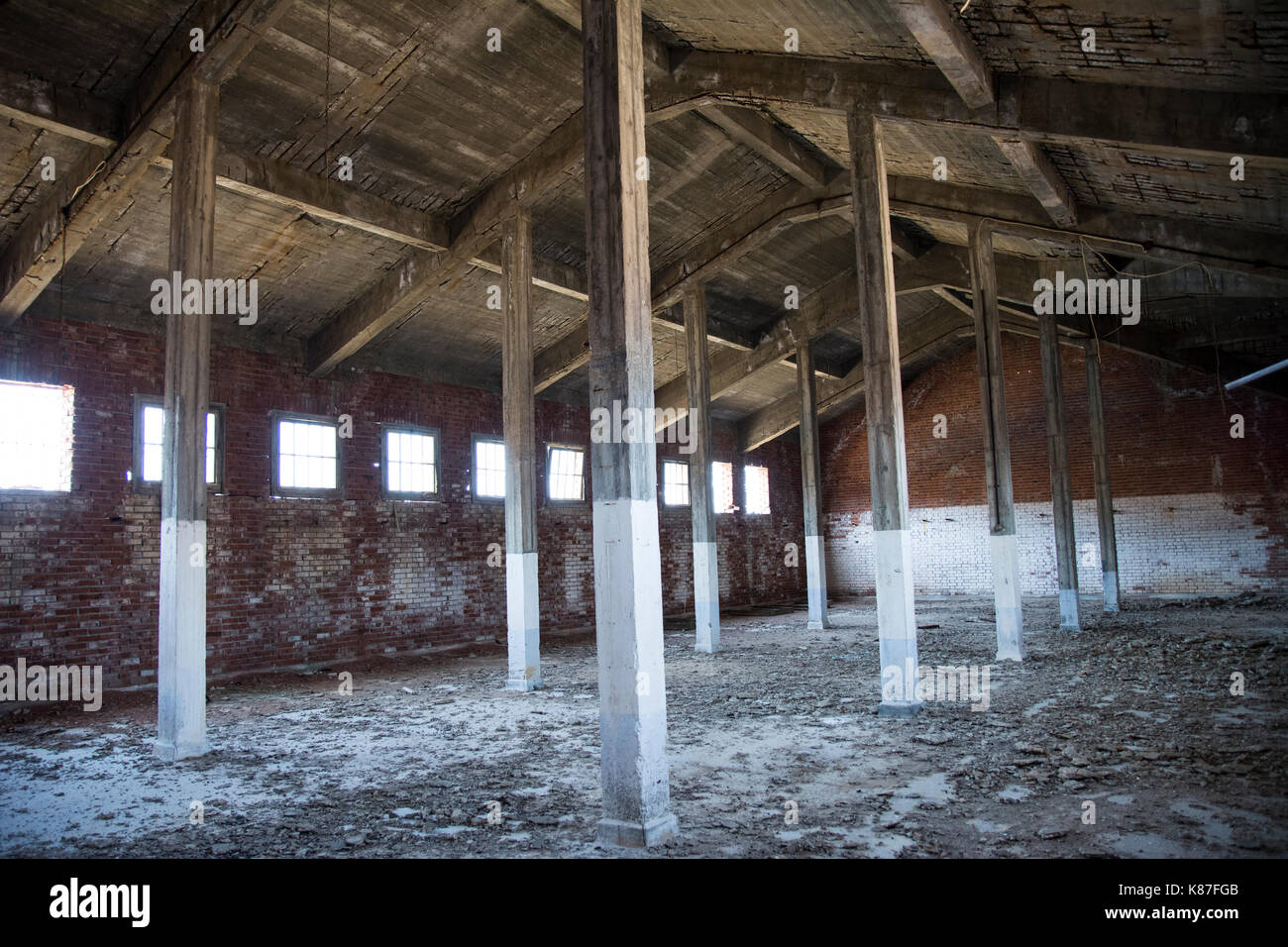 Breack down hi-res stock photography and images - Alamy