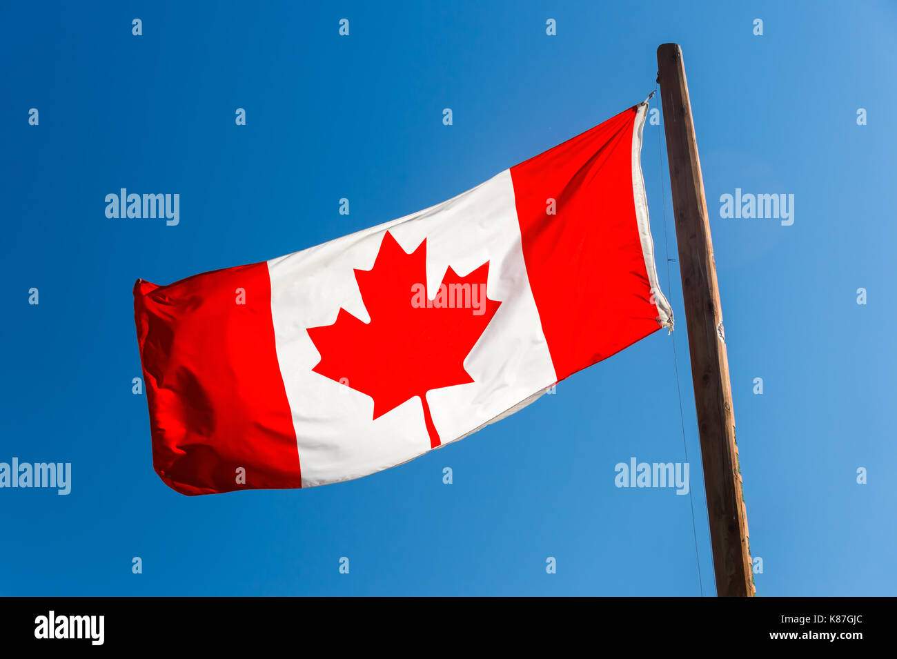 Vancouver blue sky hi-res stock photography and images - Alamy